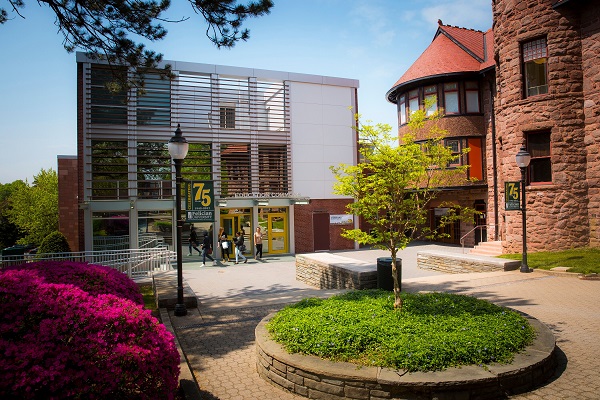 Why consider studying at Felician University, USA?